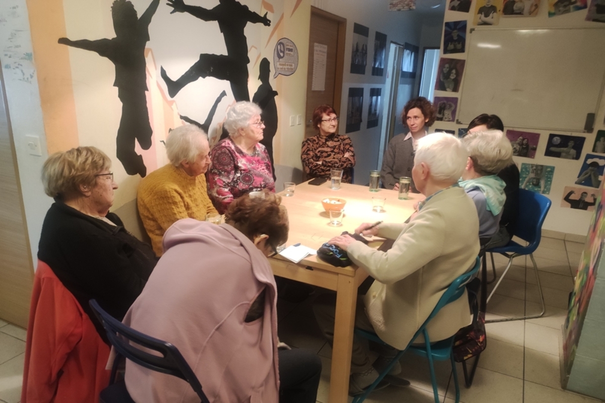 Praznično druženje v Podlubniku - skofjaloka.si